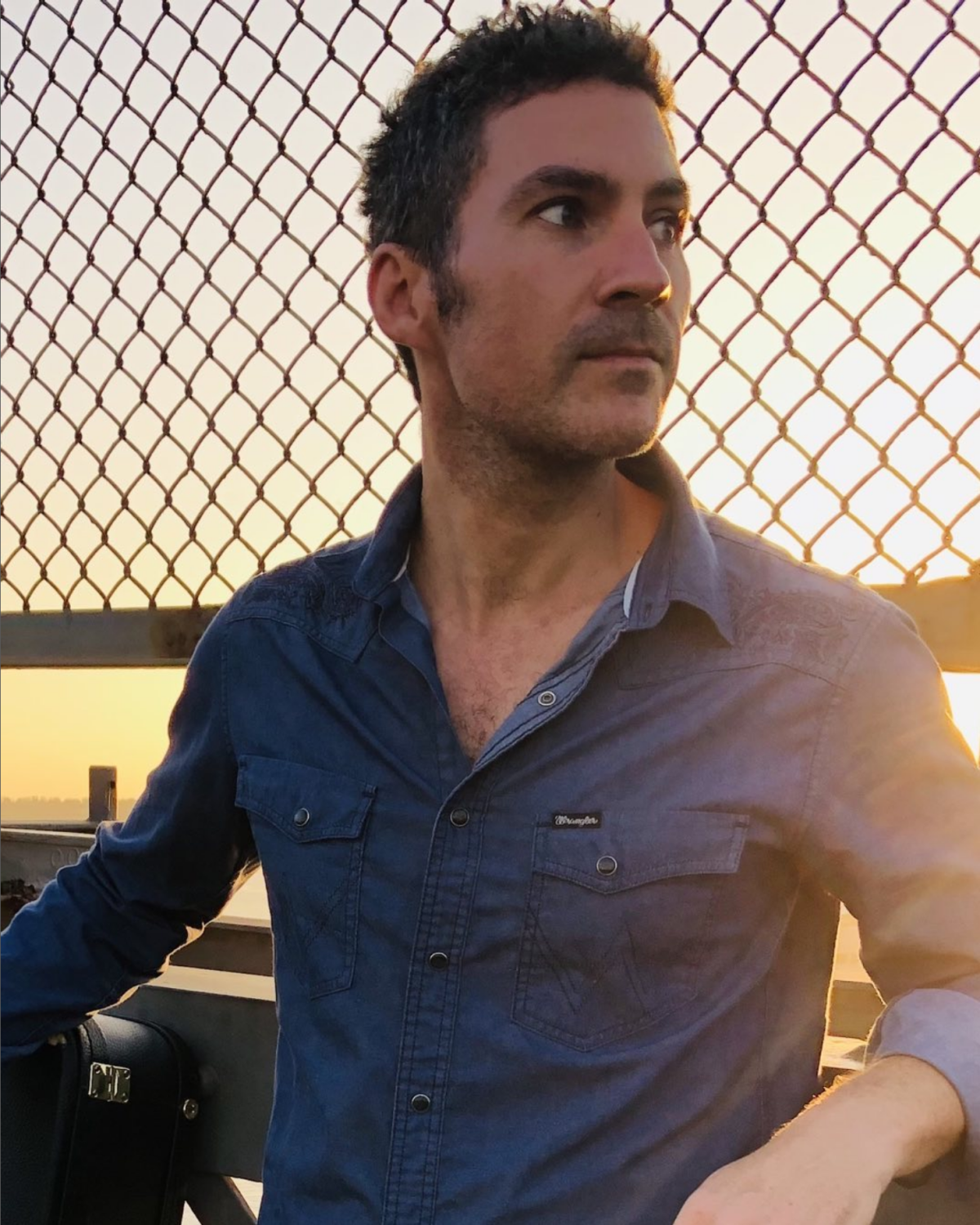 LISTEN: “Australia” by Dan Lynch – AMPLIFY THE NOISE